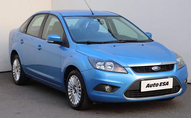 Ford Focus saloon petrol | Autobazar AutoESA