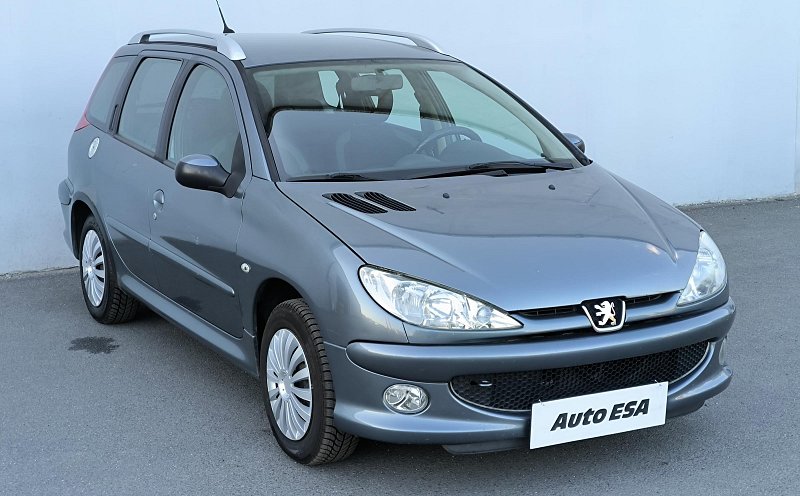 Peugeot 206 1.4i benzín | Autobazar Auto ESA