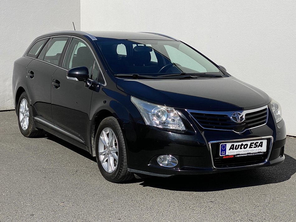 Toyota Avensis 1.8 benzín | Autobazar AutoESA