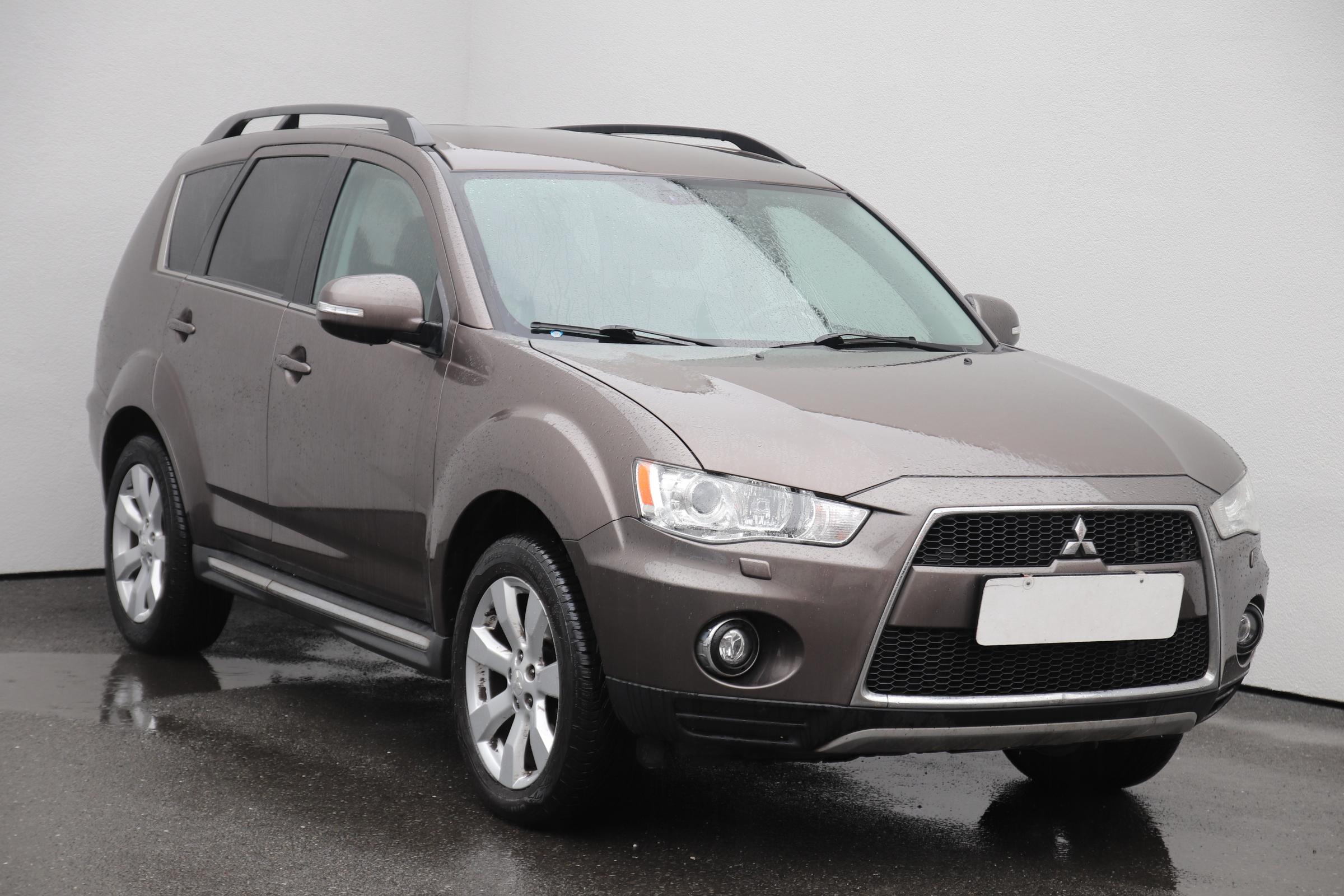 Mitsubishi Outlander 2.2 DI-D 4X4 nafta | Autobazar AutoESA