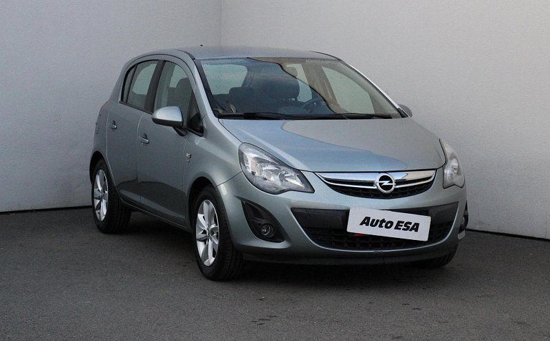 Opel Corsa 1.4i benzín | Autobazar AutoESA