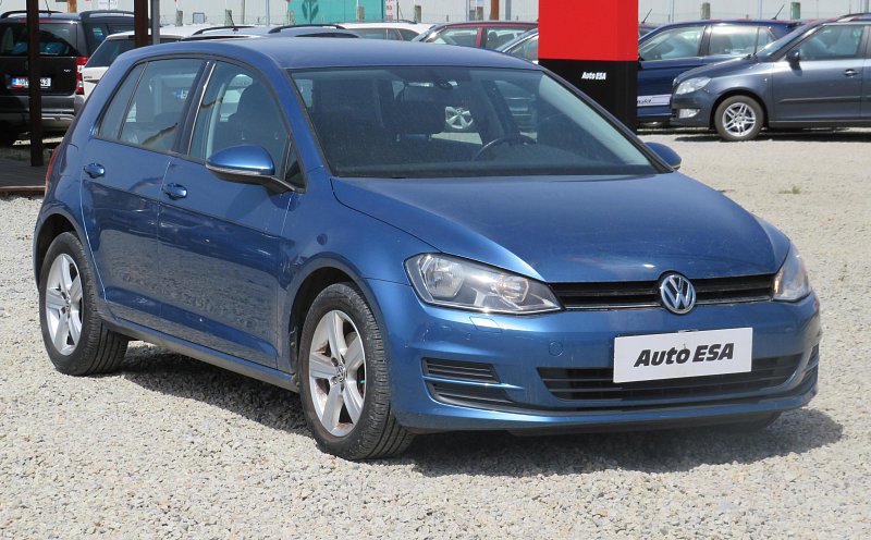 Volkswagen Golf 1.2 TSi petrol | Autobazar AutoESA