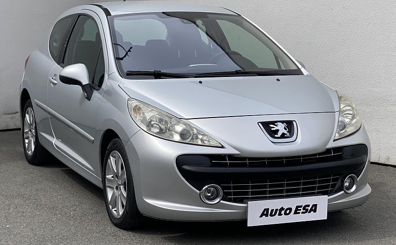 Peugeot 207 1.6 HDi nafta | Autobazar Auto ESA
