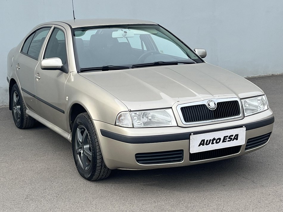 Škoda Octavia 1.6i benzín | Autobazar AutoESA