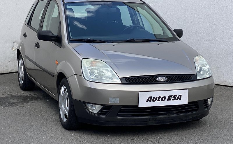 Ford Fiesta 1.4i benzín | Autobazar Auto ESA