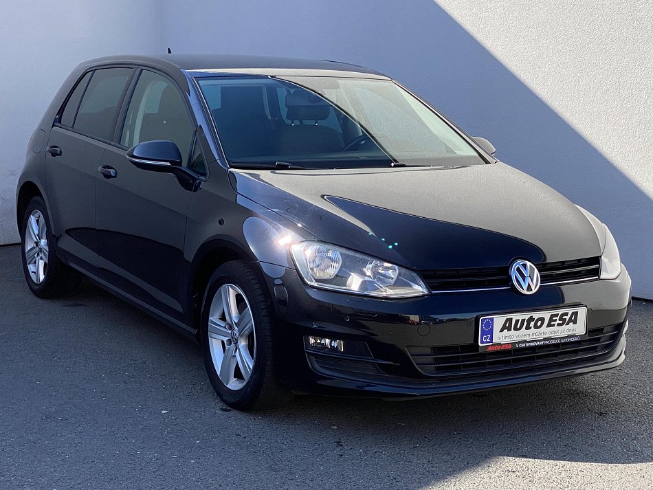 Volkswagen Golf 1.4 TSI benzín | Autobazar AutoESA