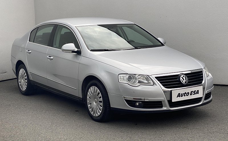 Volkswagen Passat 1.6 FSi benzín | Autobazar AutoESA