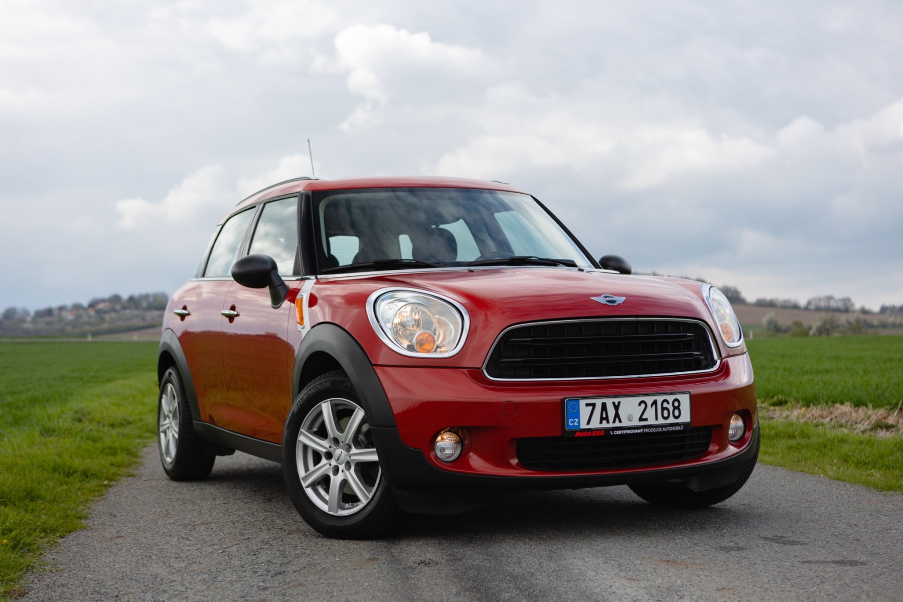 Test: Mini Countryman One - Zajímavosti Auto ESA